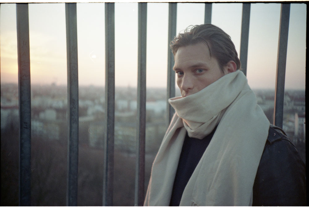 011 - Thomas Azier - Miserable Monday "I can listen to this on repeat"